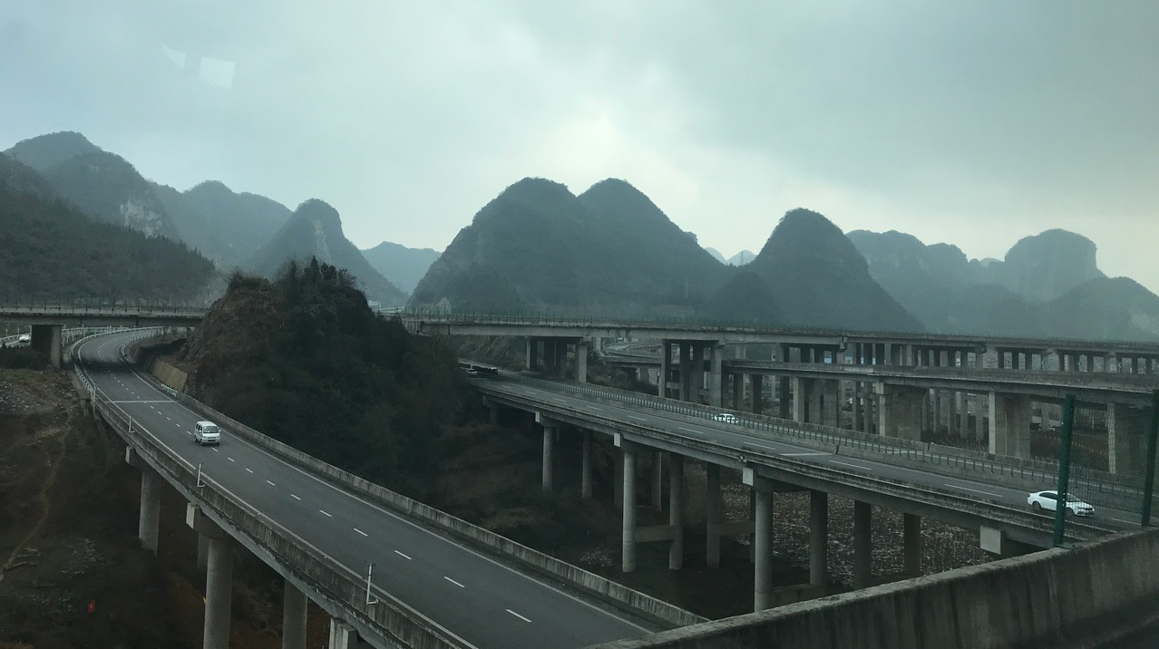 China on the move again as expressways re-open - Global Construction Review