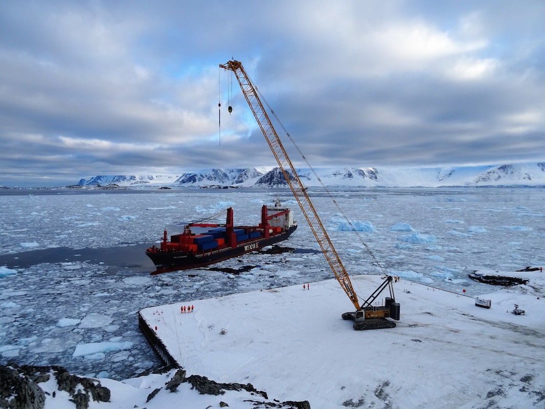 New Antarctic wharf ready for the RRS Sir David Attenborough - Global ...