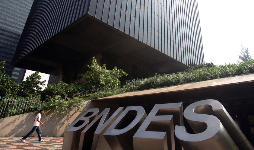 Brazilian bank halts schemes worth $13.5bn as Lava Jato scandal spreads ...