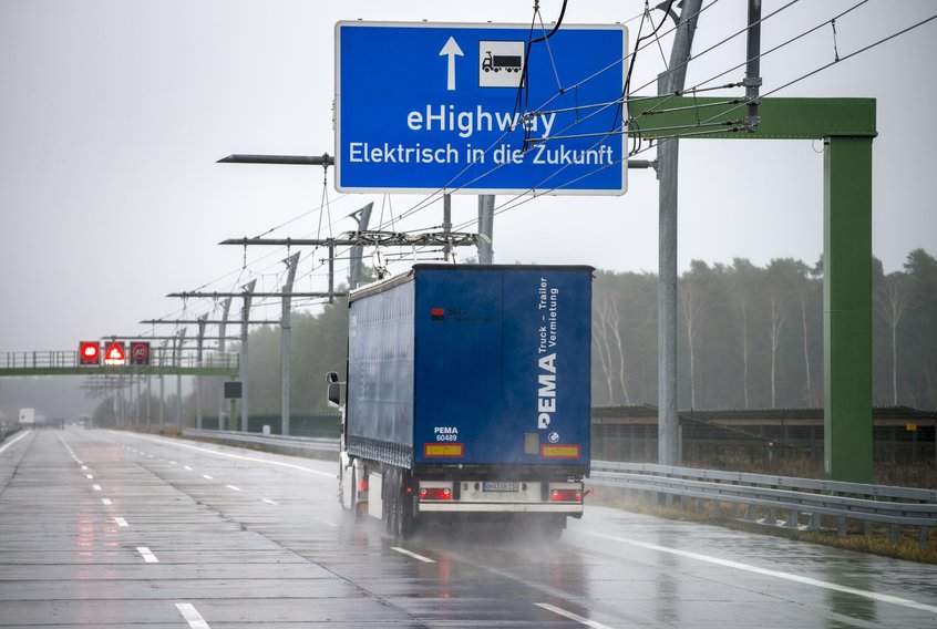 Sweden opens world's first electric highway for trucks - Global ...