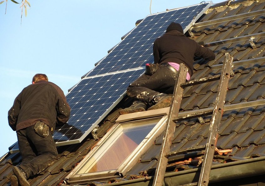 Tesla developing battery system for houses to store solar power ...