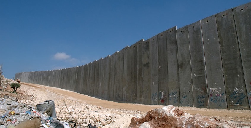 Israel to complete fortified borders with $500m Jordanian fence ...