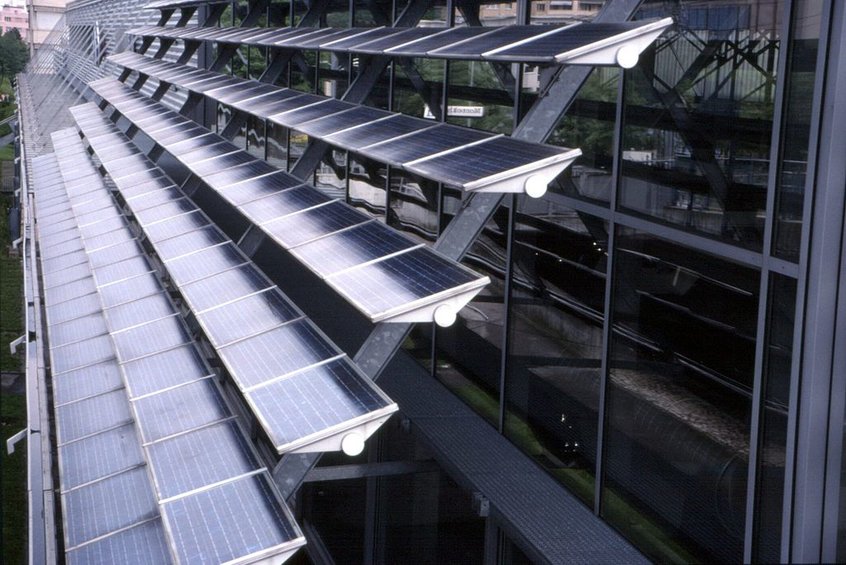 New French buildings must have solar panels or green roofs - Global ...
