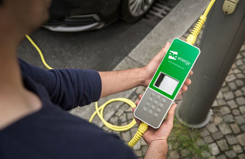 Chelsea drivers to plug electric cars into lamp posts - Global ...