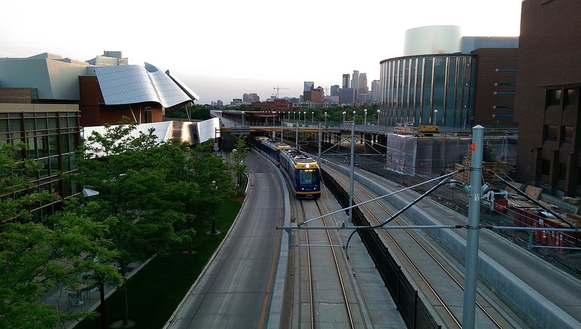 "Largest project ever": Minneapolis picks team for $800m light rail ...
