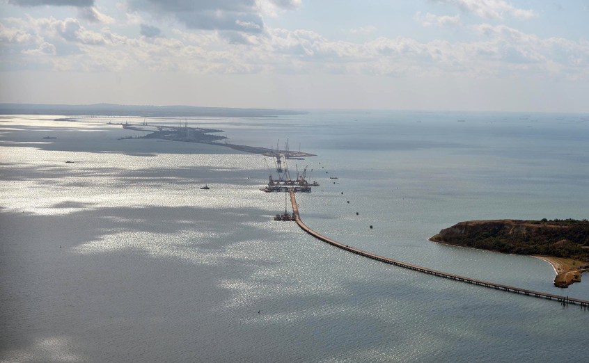 Russia's Crimea bridge "open for cars next month" with tight security ...