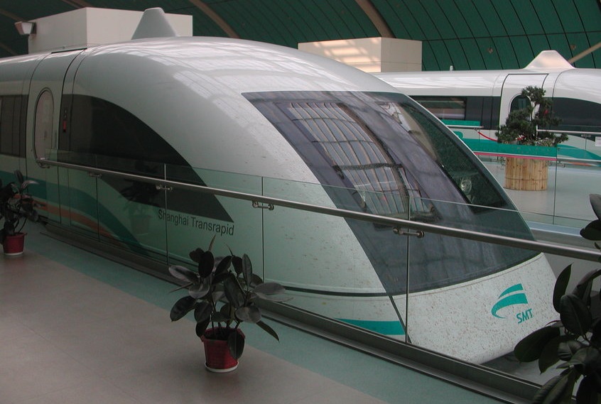 Japan tests maglev train that approaches the speed of an airliner ...