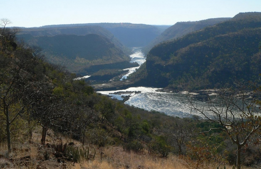 Zambia and Zimbabwe agree in principle to $4.5bn Batoka Gorge hydro ...