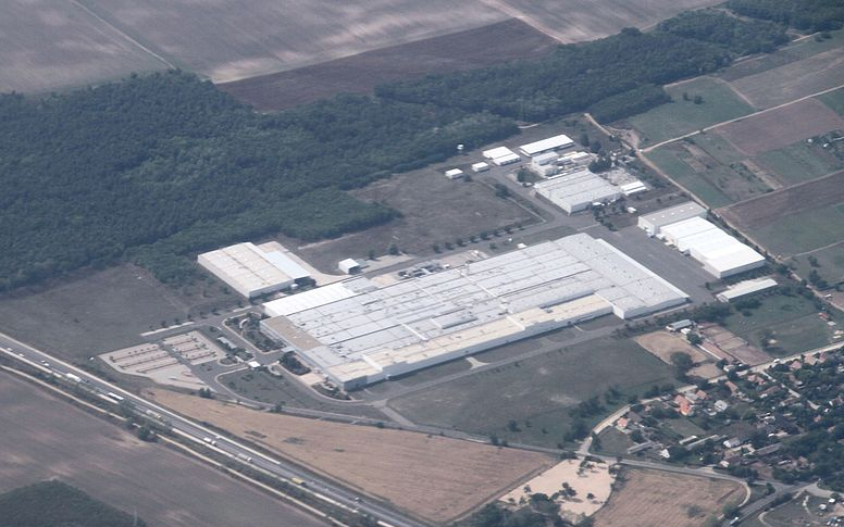 Samsung to invest €1.2bn in massive Hungarian battery plant - Global ...