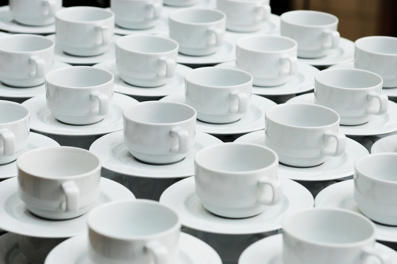 British builders "require five tea breaks a day to achieve maximum ...