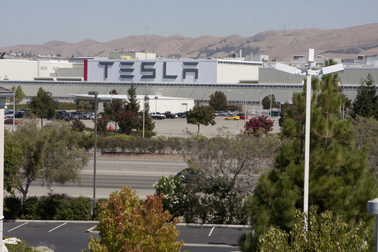 Construction to begin on Tesla battery factory in Shanghai next month ...