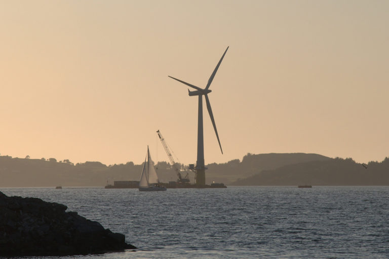 Norway to offer $3.3bn in subsidies for first floating wind farm ...