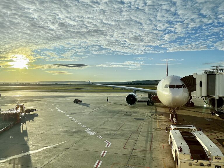 Skyway JV lands $1bn Perth third runway contract - Global Construction ...