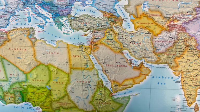 Plan for Saudi-Qatar high-speed railway shows thaw after blockade ...